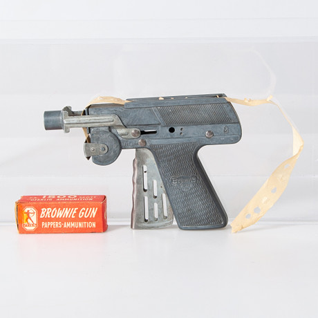 BROWNIE GUN. 50s-60s With bang band. Toys - Auctionet