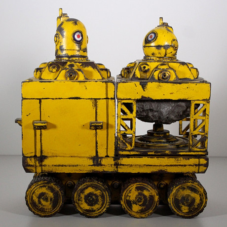 MARTIN SMIDA. HANS ATELJÉ. Yellow Moon fordon, skulptur. Konst ...