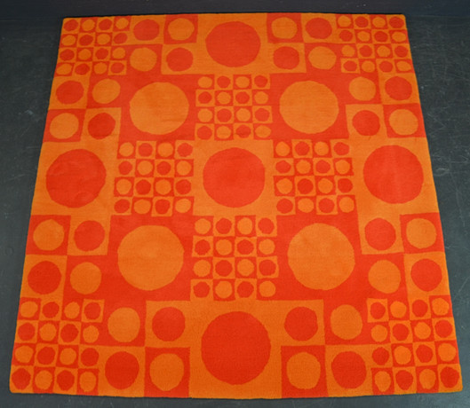 VERNER PANTON. VITRA 99/100 GEOMETRISK MATTA. Mattor & Textil - Mattor ...