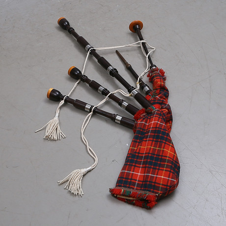 BAG PIPE, 1900s. Miscellaneous - Musical instruments - Auctionet