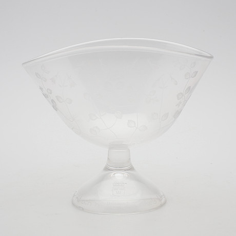 LISA BAUER. Bowl, full crystal, Kosta Boda, engraved and signed, 1990s ...