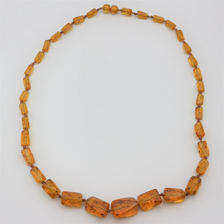 ANTIK BÄRNSTEN HALSBAND. Smycken & Ädelstenar - Collier - Auctionet