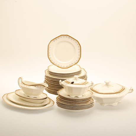 DINNER SET, 39 pieces, porcelain, Alfred Meakin, England. Ceramics ...