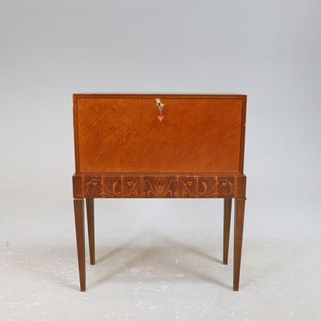 SEKRETÄRIN, Art Déco, 1920er/30er Jahre. Möbel - Kommoden - Auctionet