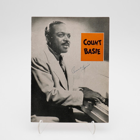 AUTOGRAPH. Count Basie's orchestra - signed program from 1956 with 5 ...