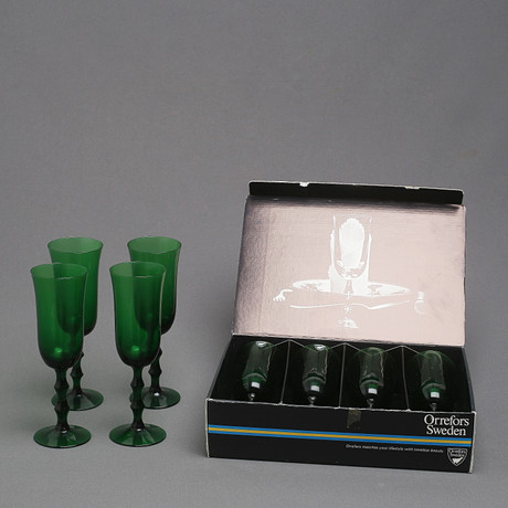 VINGLAS, 8 st, grönt glas, "Salut", Simon Gate, Orrefors. Glas ...