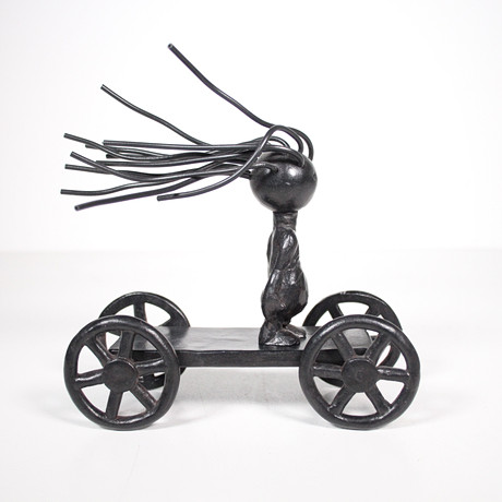 MARTIN SMIDA. Hans ateljé. ”Den mörka föraren”, skulptur (2). Konst ...