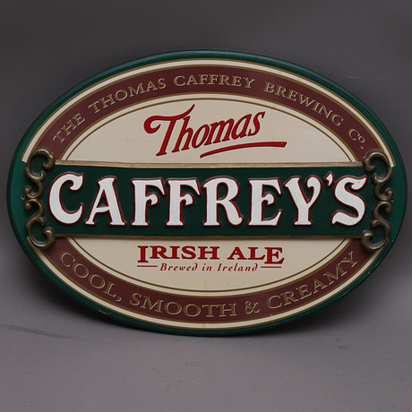 BARSKYLT, trä, ''Thomas Caffrey's irish ale''. Övrigt - Övrigt - Auctionet