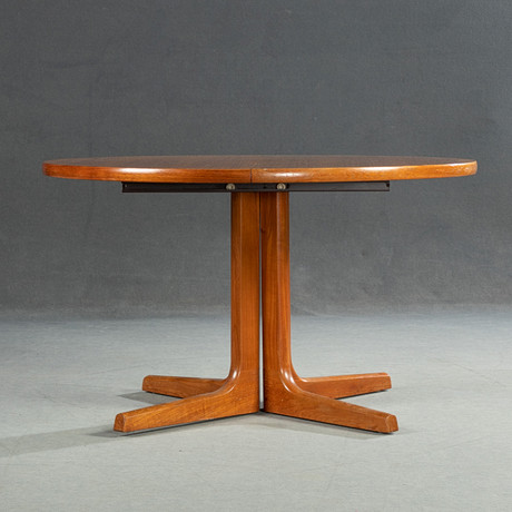 teak matbord. Möbler - Bord - Auctionet