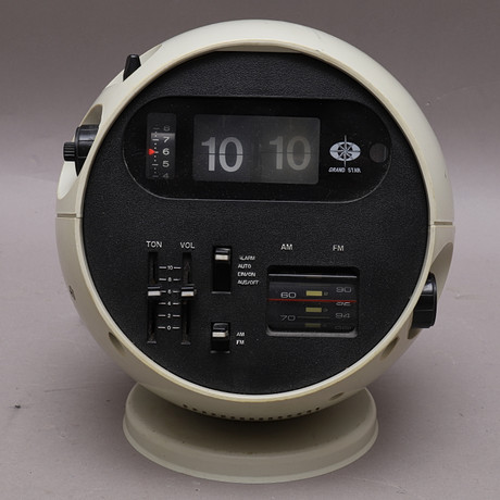 RADIO/ALARM CLOCK, plastic, "GS-969", Grand Star, 1970s. Clocks ...