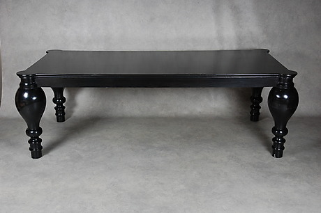 DINING TABLE, 19-2000s. Furniture - Tables - Auctionet
