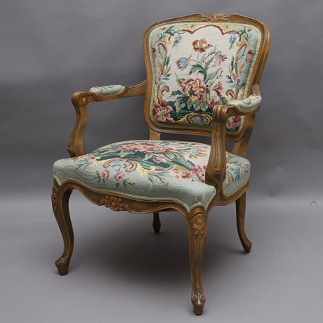 SILLÓN, estilo rococó, siglo XX. Muebles - Sillas y sillones - Auctionet