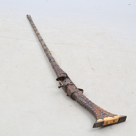 KABYLGEVÄR, Moukahla 1800-talet. Vapen & Militaria - Skjutvapen - Auctionet