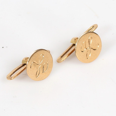 SHIRT BUTTONS, a pair, 18k gold, marked Padin. 20th century. Weight 2 ...