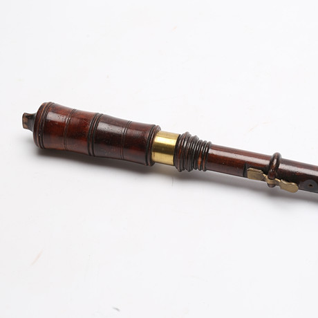 KRUMHORN. Samlarföremål - Musikinstrument - Auctionet