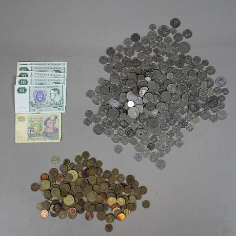 MØNTER fra forskellige lande og svenske pengesedler. Mønter, medaljer ...