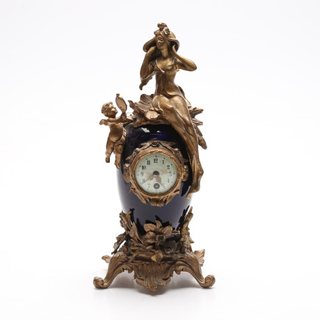 BORDSUR, nyrokoko, patinerad metall och keramik, omkring 1900. Klockor ...