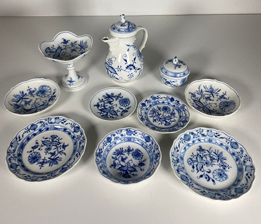 Återstående service från Meissen, Zwiebelmuster (10). Keramik & Porslin ...