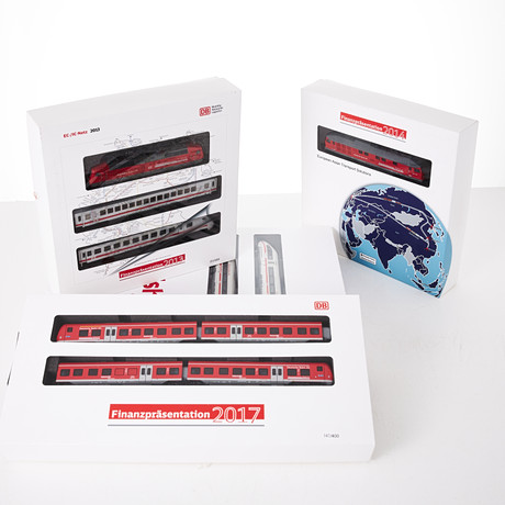 MÄRKLIN AND PIKO TRAIN SET, 4 pcs, track Ho, consisting of 2 Märklin ...