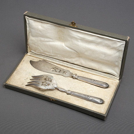 SETTING CUTLERY, 2 parts, partly silver, indistinct master stamp ...