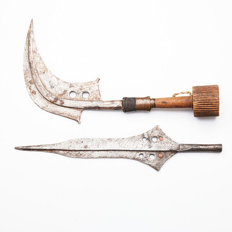 SPJUTSPETS och CERMONIKNIV, "trombash", Mangbetu, Kongo. Vapen ...