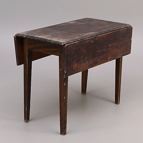 CLAFF TABLE, vein painted, 18 / 1900s. Furniture - Tables - Auctionet