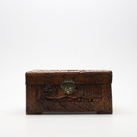 CAJA, alcanfor, oriental, siglo XX. Otros - Otros - Auctionet
