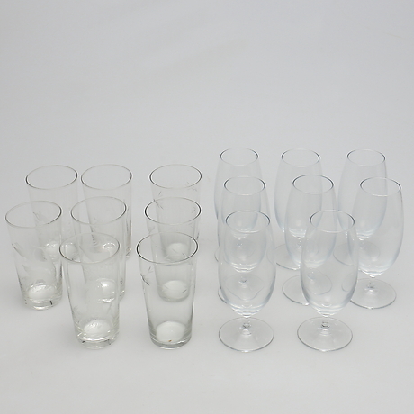 A Collection , 16 parts. Blah. grog glass with etched decor. Glass ...