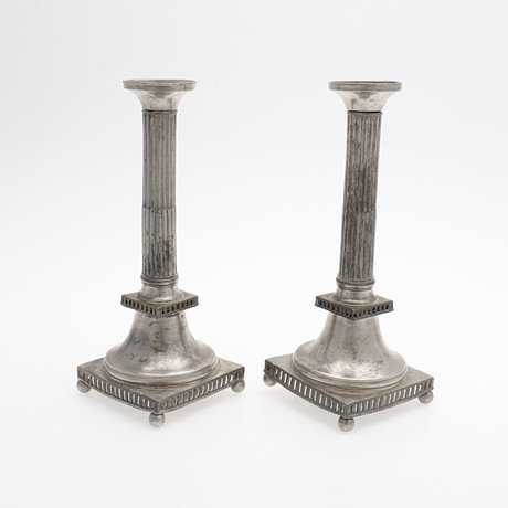 LJUSSTAKAR, ETT PAR NILS JUSTELIUS. Silver & Metall - Tenn, Mässing ...