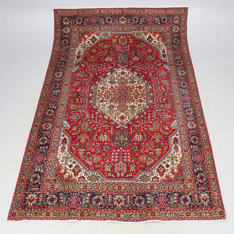 MATTA,Orientalisk, x cm. Mattor & Textil - Mattor - Auctionet