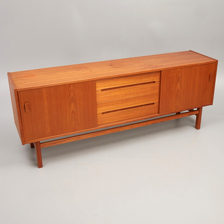 NILS JONSSON. Sideboard, model "Arild", Troeds Möbelfabrik, Bra Bohag ...