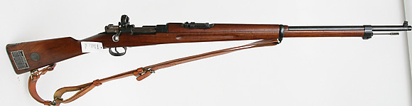 (242) GEVÄR, svenskt, Repeter, fabrikat Husqvarna, modell 96, kaliber 6 ...