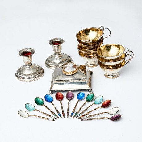 INKHORN 22 dlr as well as punch mugs, candlesticks and mocca spoons in ...