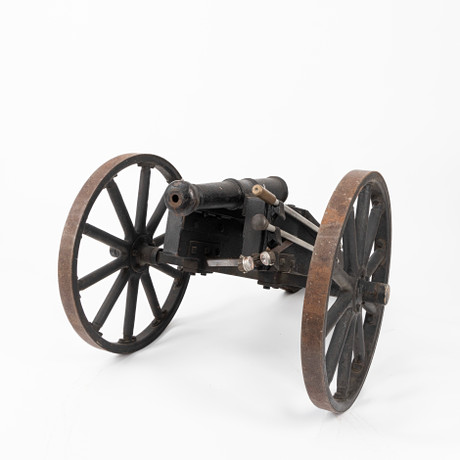 KANON, 1800-tal. Vapen & Militaria - Skjutvapen - Auctionet