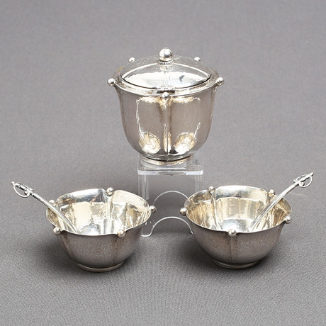 JÖRGEN JENSEN. Senapsburk och saltkar, ett par, 3 delar, Stockholm 1926 ...