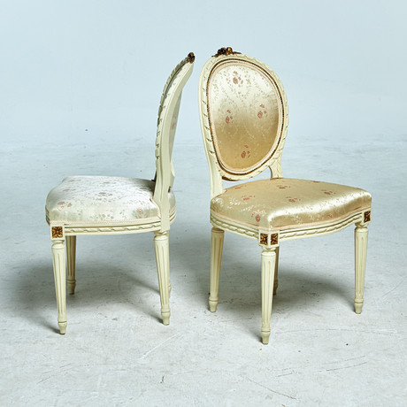 CHAIRS, rococo style 1 pair, 1900s, fluted legs, fleurons, fluted legs ...