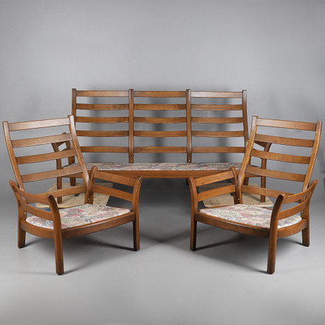 AN ERCOL RENAISSANCE THREE PIECE SUITE. Furniture - Armchairs & Chairs ...