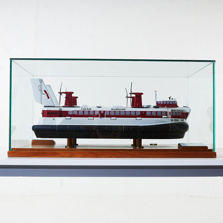 SHIP MODEL, owner copy, hovercraft, "Swift", Rederi AB Svenska Lloyd ...