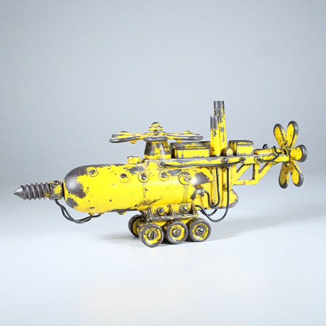 MARTIN SMIDA. HANS ATELJÉ. 'Flying Factory', luftskepp, unik. Konst ...