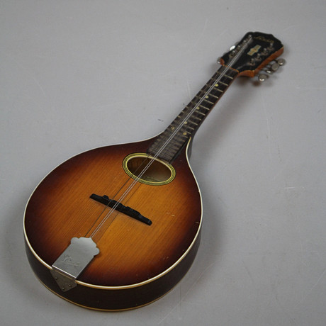 MANDOLINE Levin. Miscellaneous - Musical instruments - Auctionet