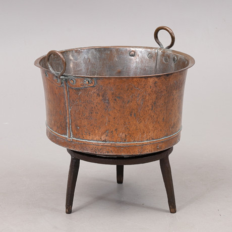 BALJA med TREFOTING, koppar, smide, 1800-tal. Silver & Metall - Tenn ...