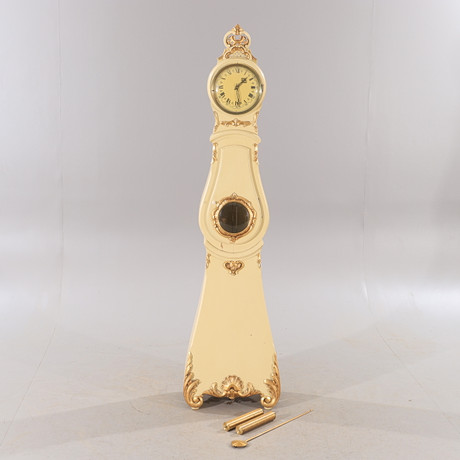 FLOOR WALL, white painted with gilding, Exacta, rococo style. Clocks ...