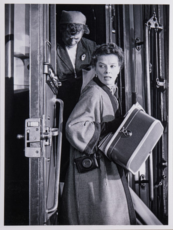 PER-OLOW ANDERSON (1921-1989). Photograph, Katharine Hepburn on the set ...