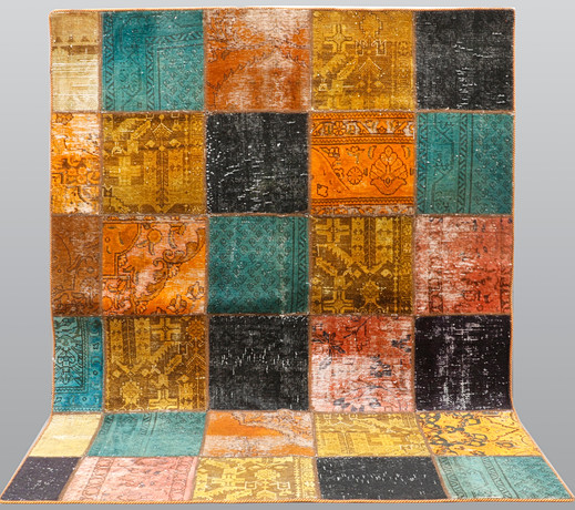 MATTA, Patchwork, ca 240 x 180 cm. Mattor & Textil - Mattor - Auctionet