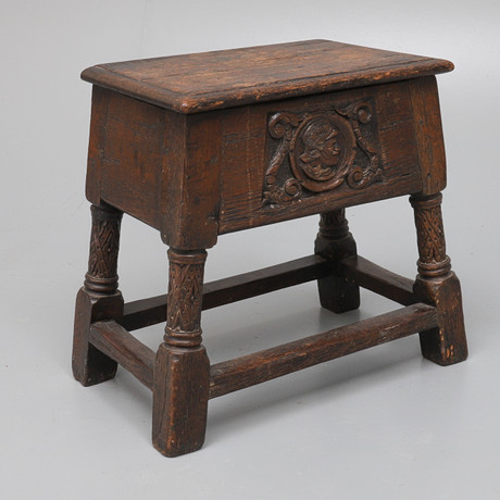 A REPRODUCTION 16TH CENTURY STYLE OAK ENCLOSED STOOL. Furniture - Sofas ...
