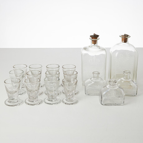 REIJMYRE GLASSWARE, "Gustav III", 5 bottles, 12 shot glasses, Gustav ...
