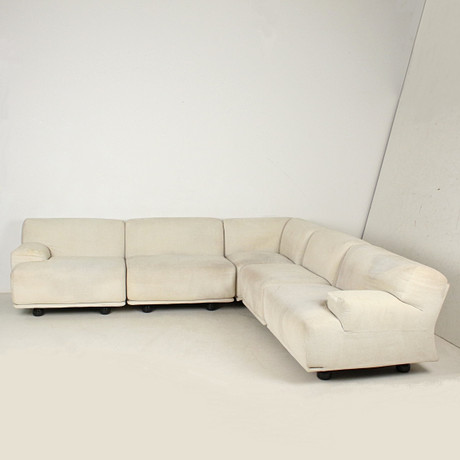 Modular sofa by Vico Magistretti for Cassina, model 'Fiandra', 1970s ...