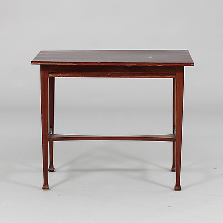 TABLE, 1900s. Furniture - Tables - Auctionet
