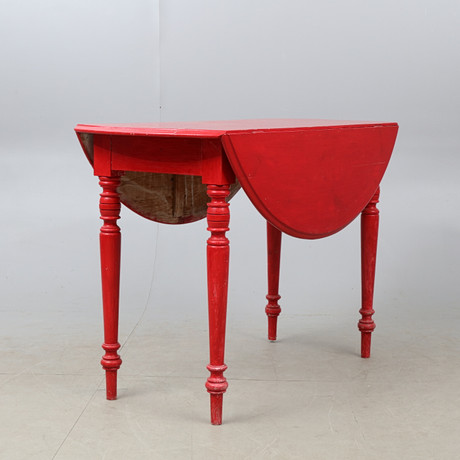 FLAP TABLE. Furniture - Tables - Auctionet