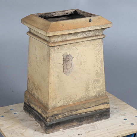 DOULTON LAMBETH. A 19TH CENTURY SALT GLAZED CHIMNEY POT OF RECTANGULAR ...